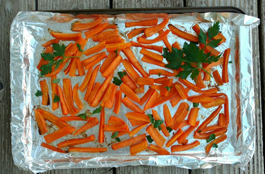 Roasted Carrots with Parsley – Hearty Smarty