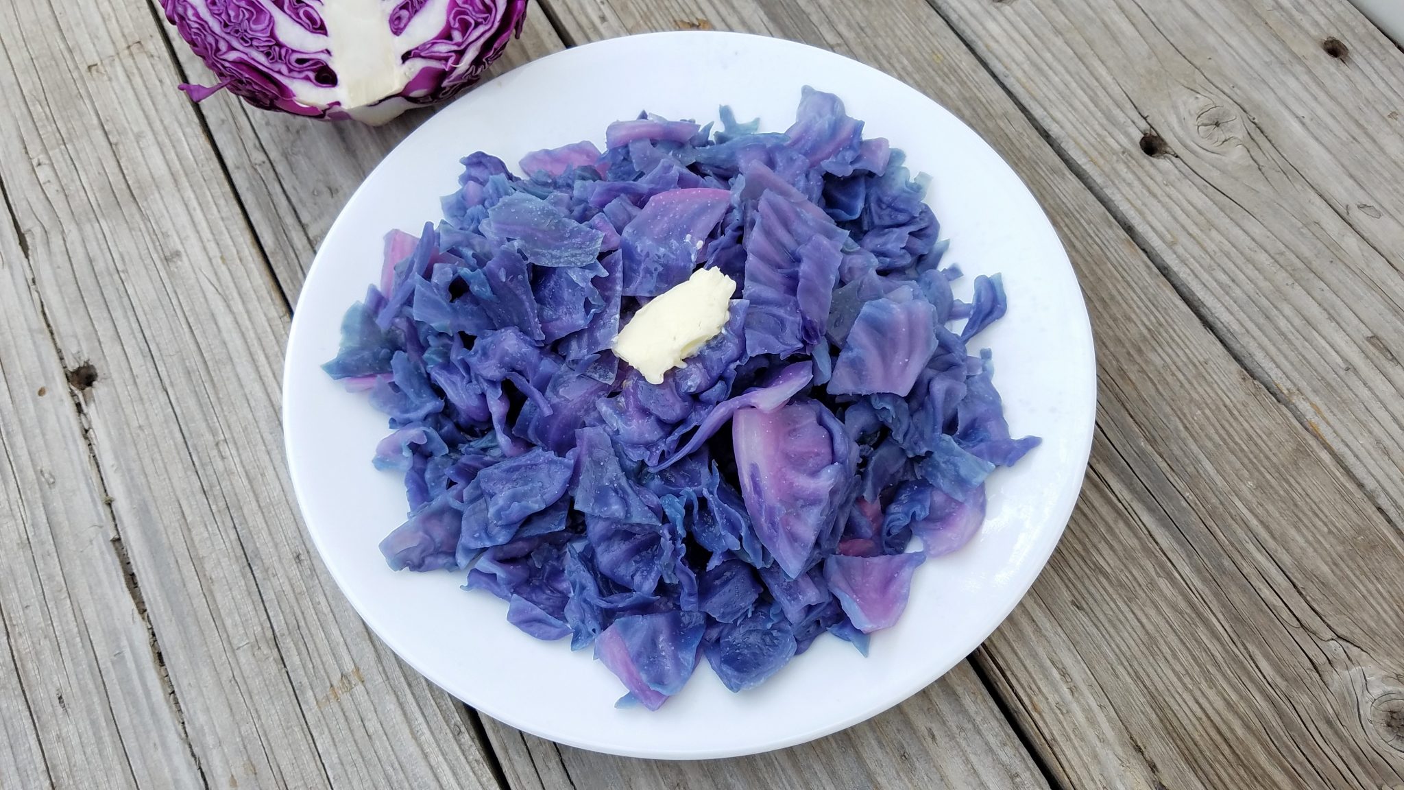 Buttery Steamed Red Cabbage – Hearty Smarty